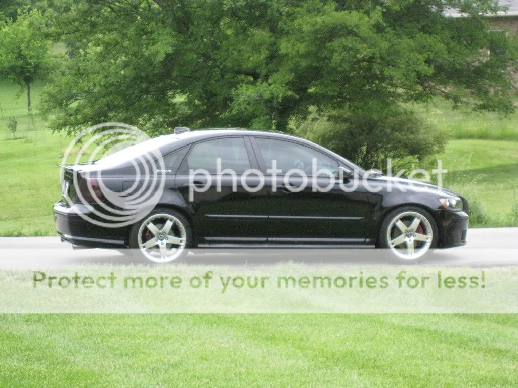 Does anyone have a picture of a S40 with Evolve front spoiler and R ...