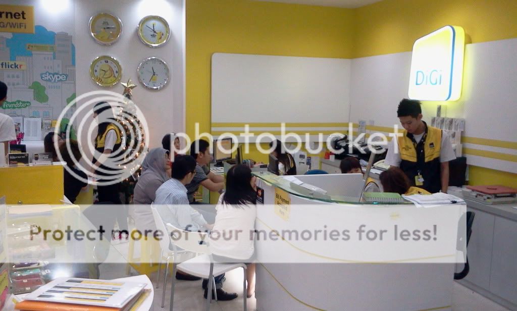 iPhone 4S Digi Stock available @ The Mines